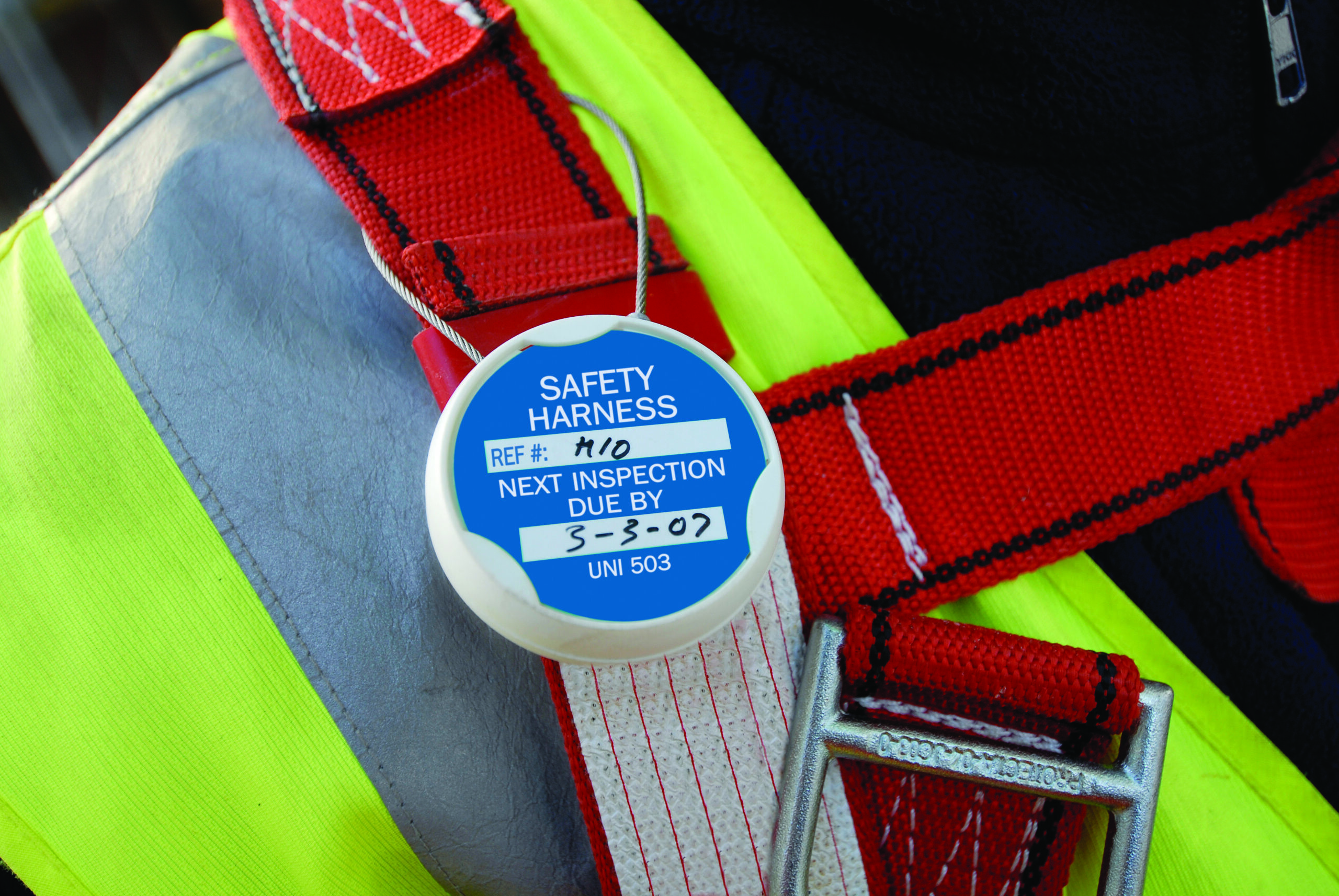 Avoid accidents with visual tagging – Lyreco Intersafe